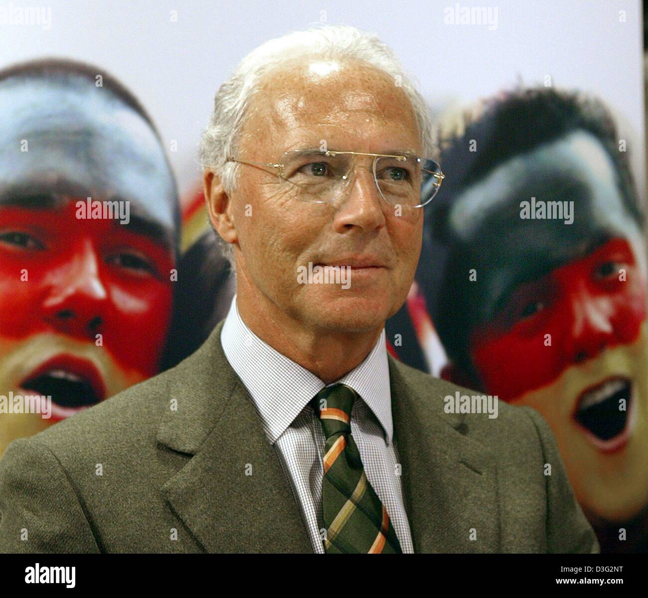 Franz beckenbauer poster hi-res stock photography and images - Alamy
