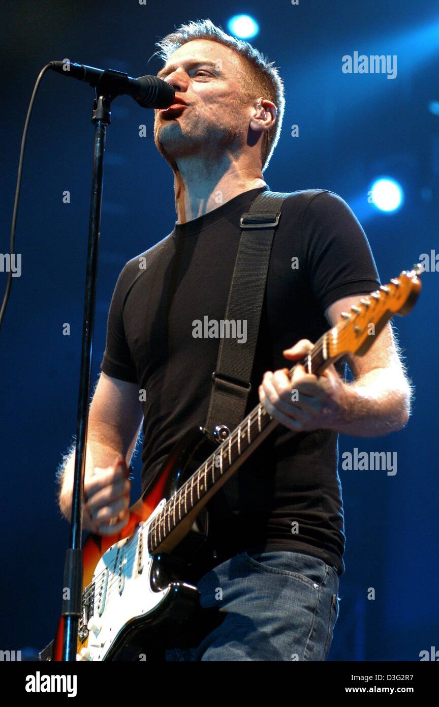 (dpa) - Canadian singer Bryan Adams performs during the first concert ...