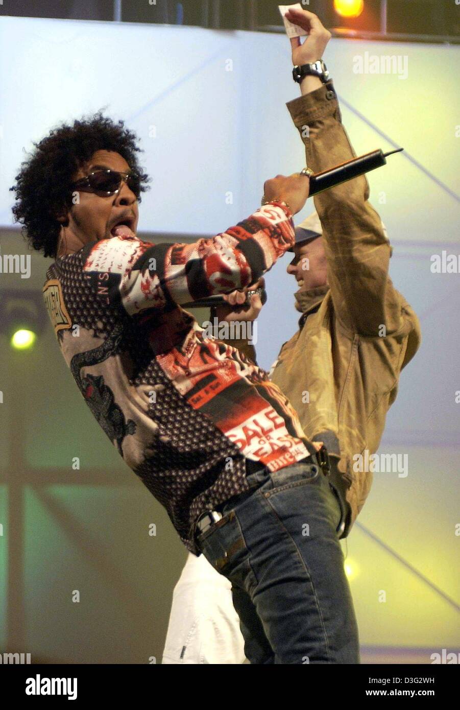 Shaggy singer hi-res stock photography and images - Alamy