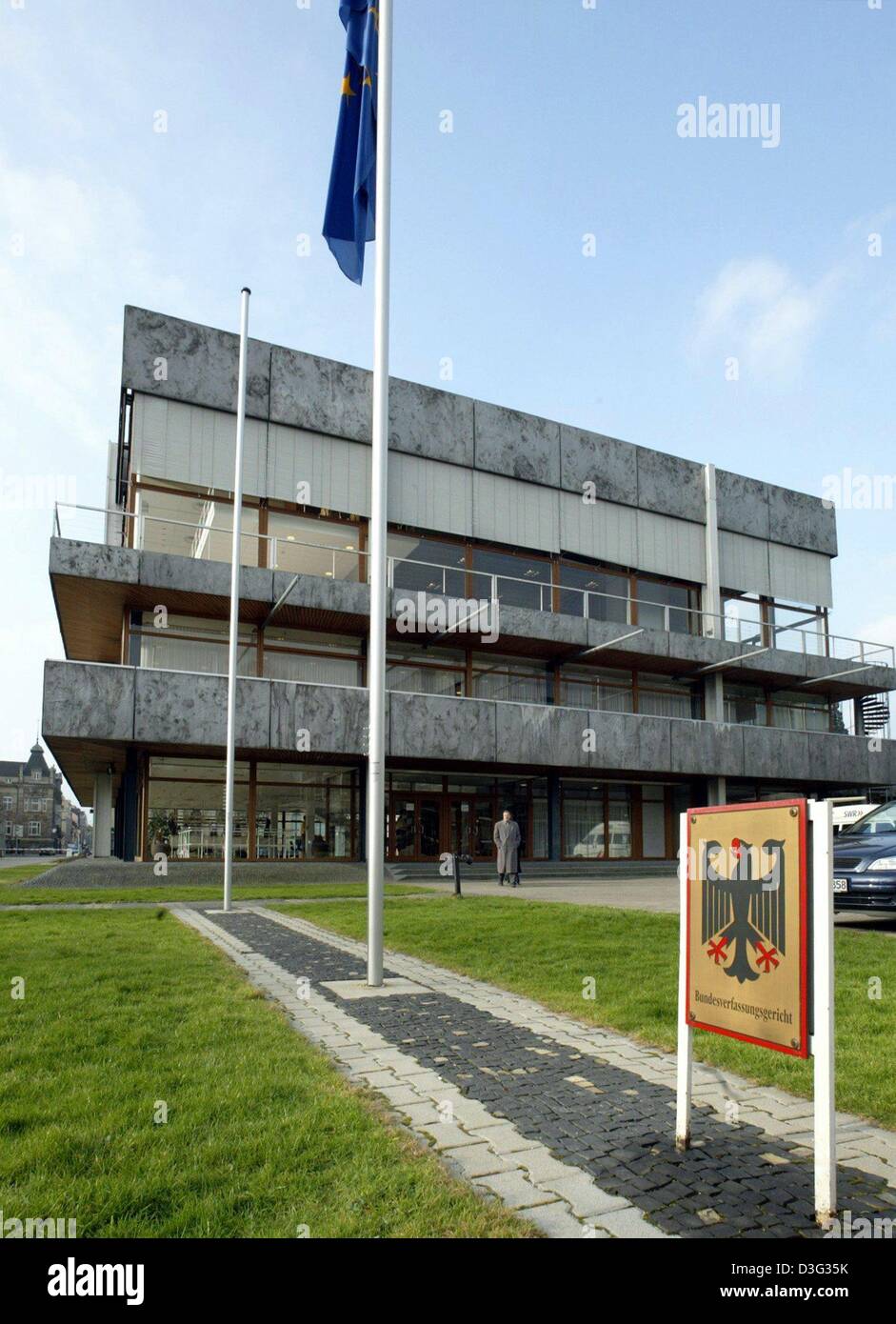 (dpa) - A view of the building of the German Federal Constitutional ...