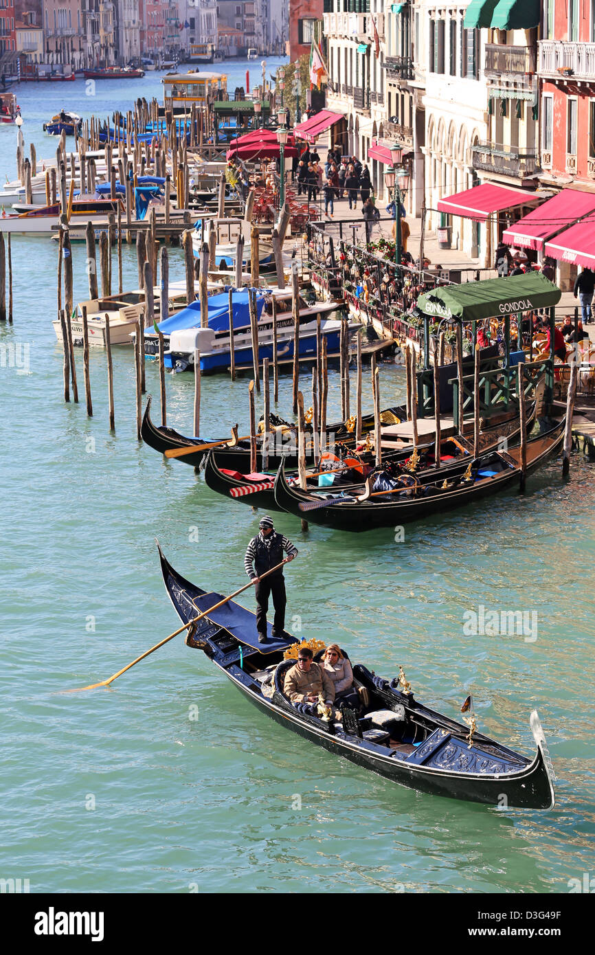 Sailing on the canals hi-res stock photography and images - Alamy