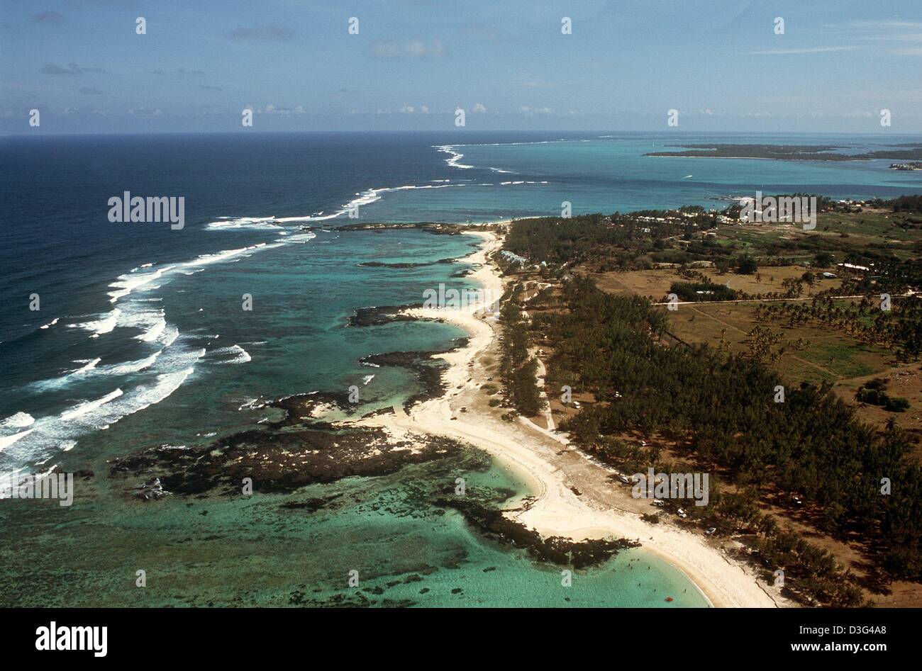 (dpa) - An aerial view of the eastern coast of Mauritius, an island in ...