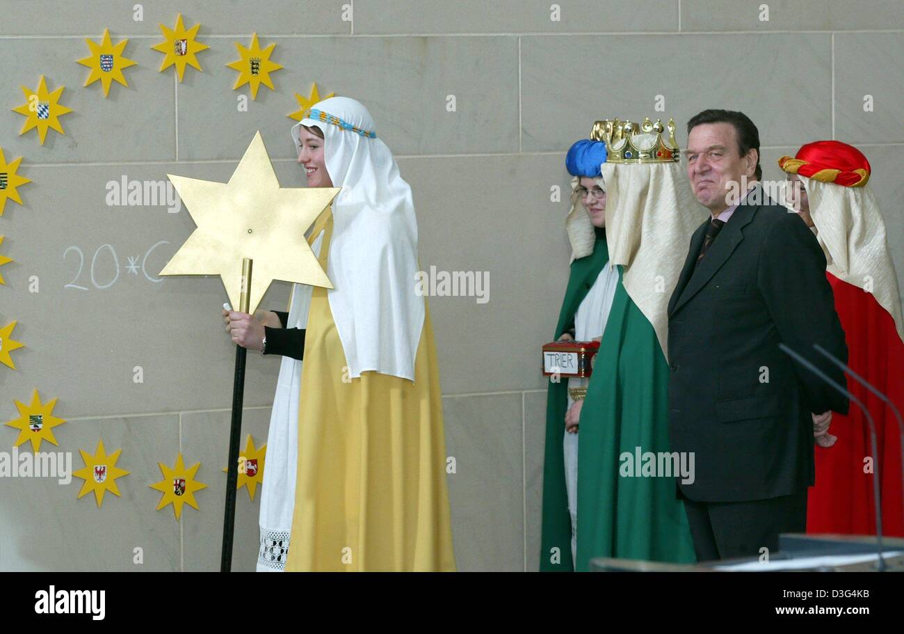 Politics pol religion belief rel customs and traditions carol singers ...