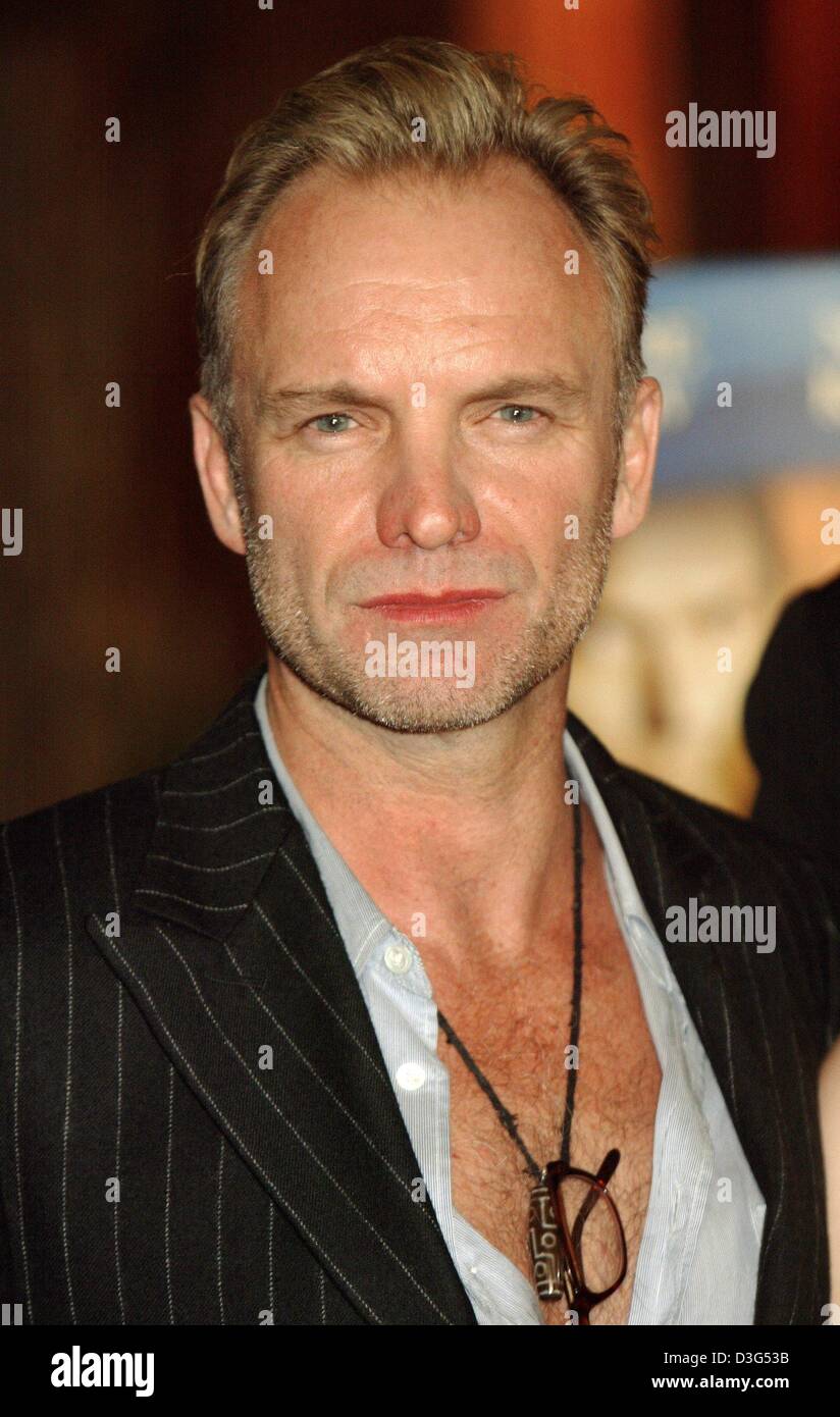 Sting singer hi-res stock photography and images - Alamy