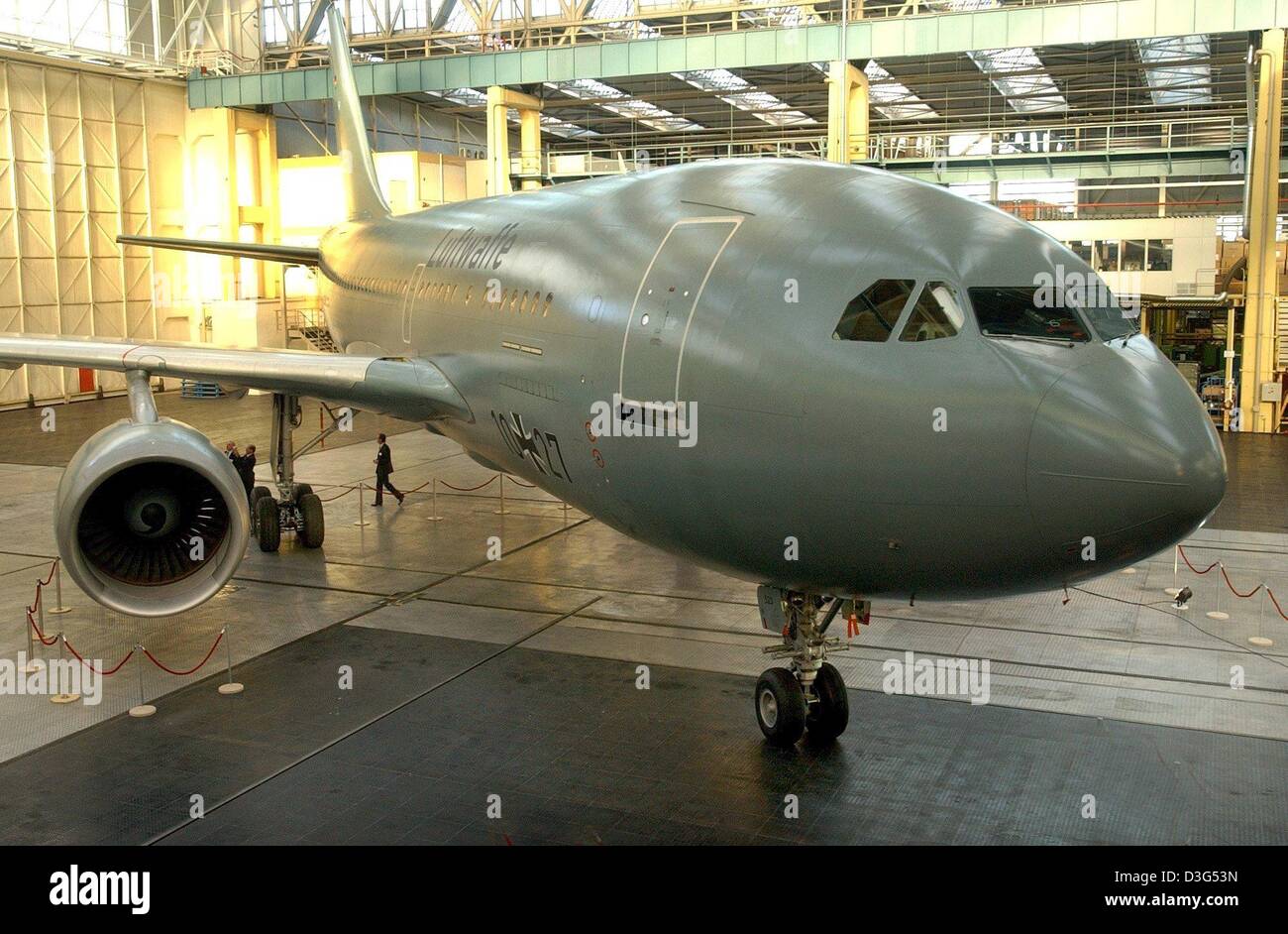 (dpa) - The first Airbus A310 MRTT (Multi Role Transport Tanker) of the ...