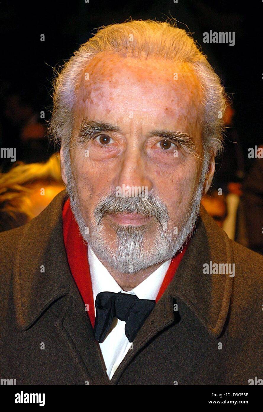 Actor christopher lee hi-res stock photography and images - Alamy
