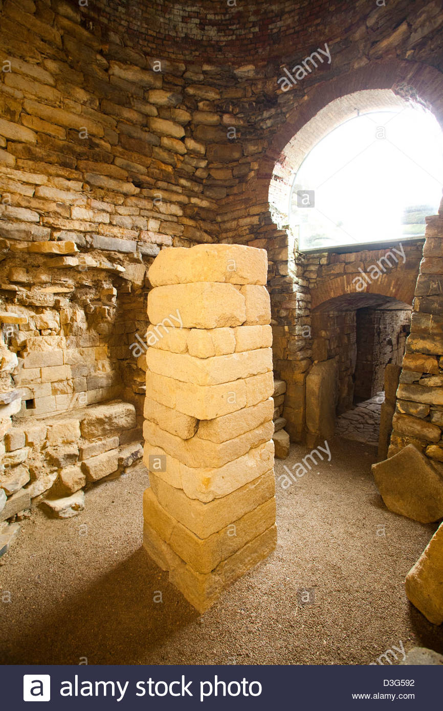 Tumulus Italy High Resolution Stock Photography and Images - Alamy