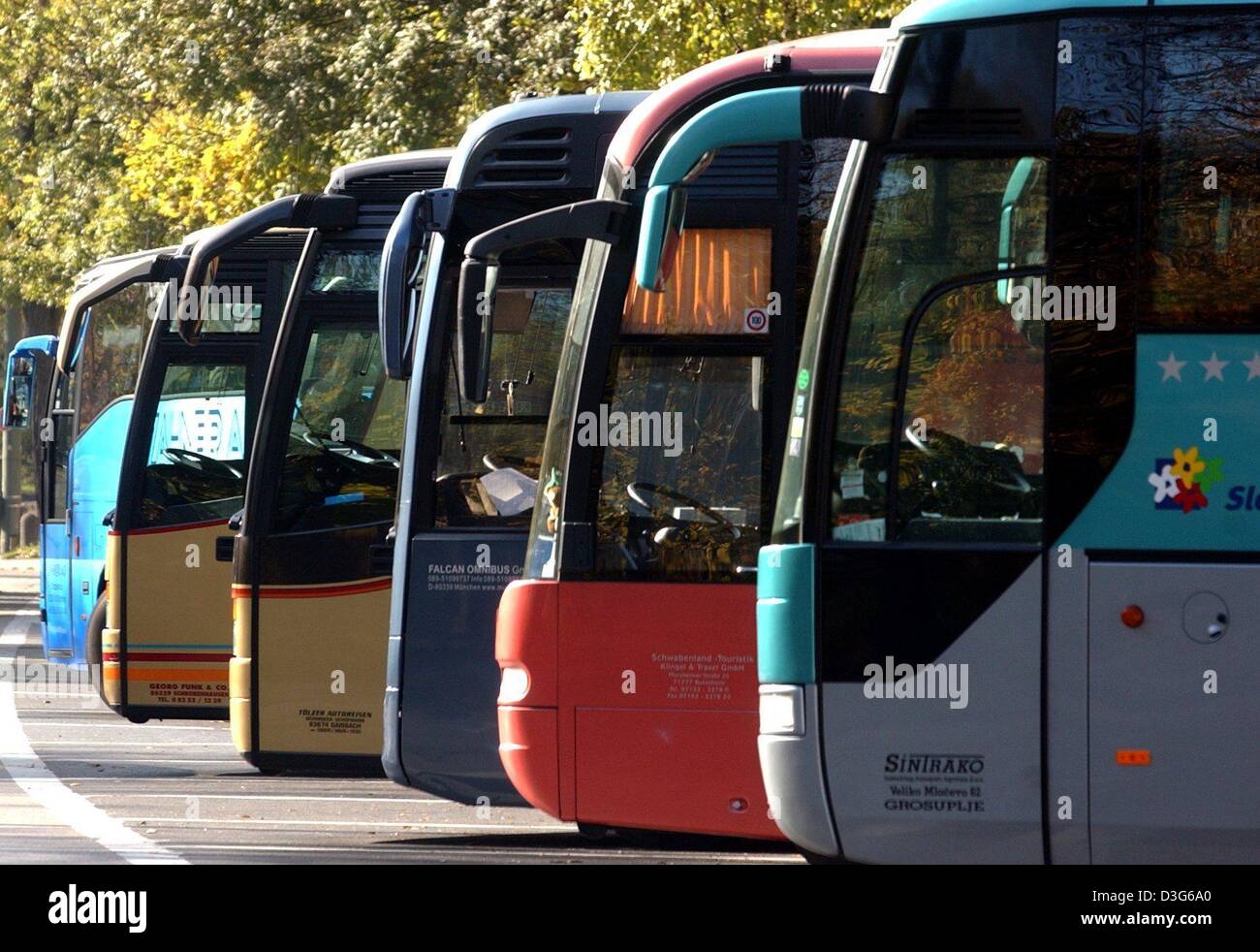 Dpa row travel coaches stand hi-res stock photography and images - Alamy