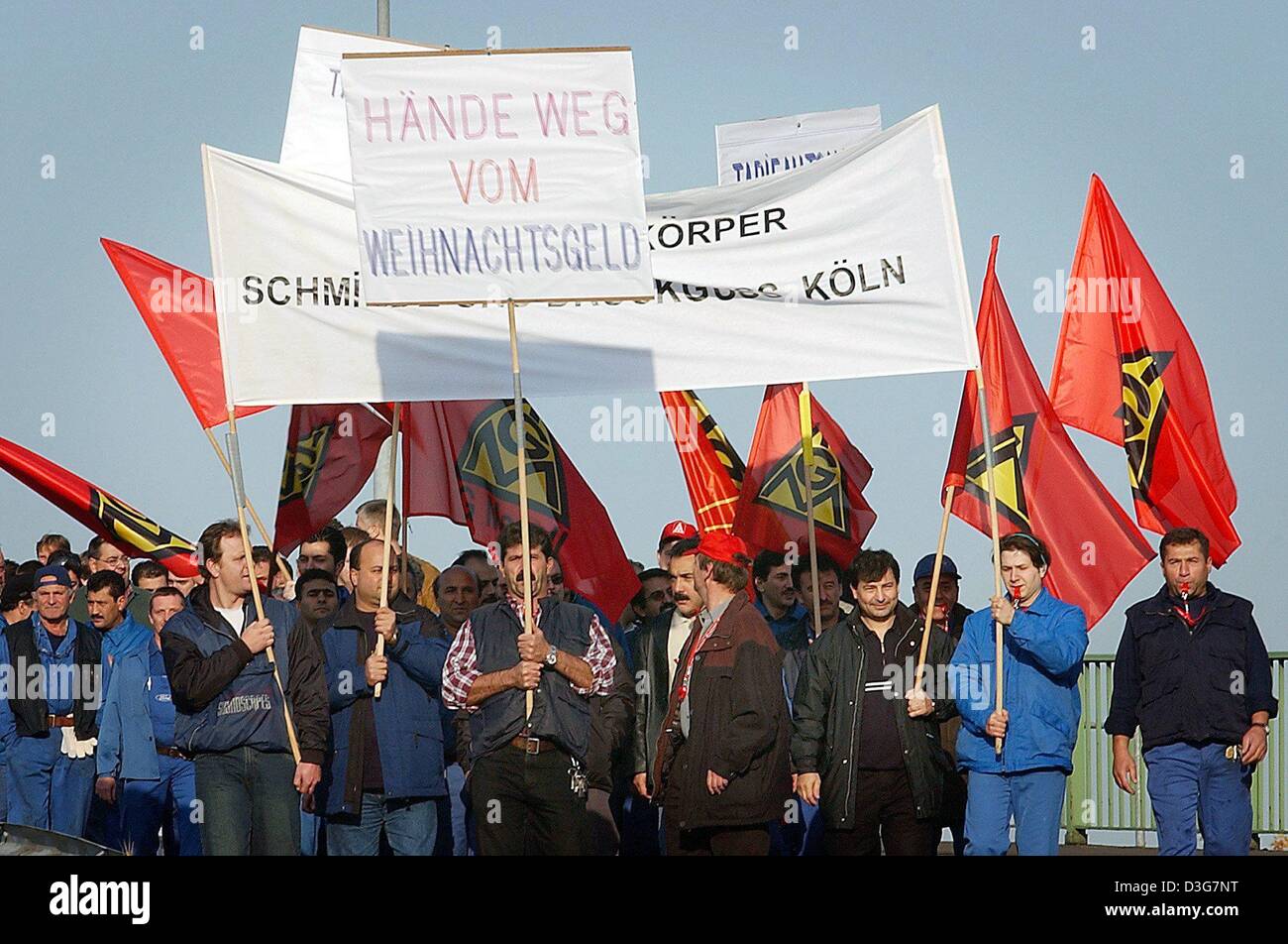 Labour lab unions flags igm workers labourers demonstrating protesting ...