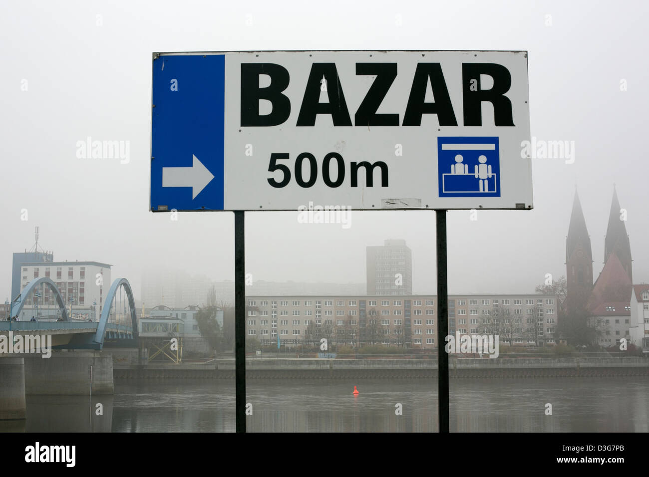 Bridge river oder river frankfurt hi-res stock photography and images ...
