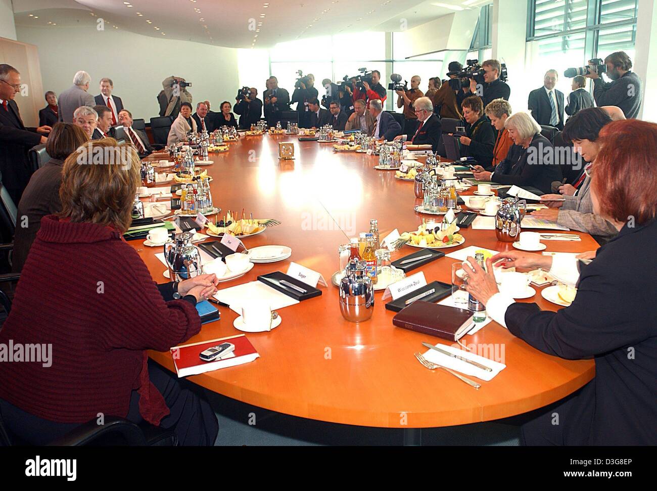 Retirement designed plan hi-res stock photography and images - Alamy