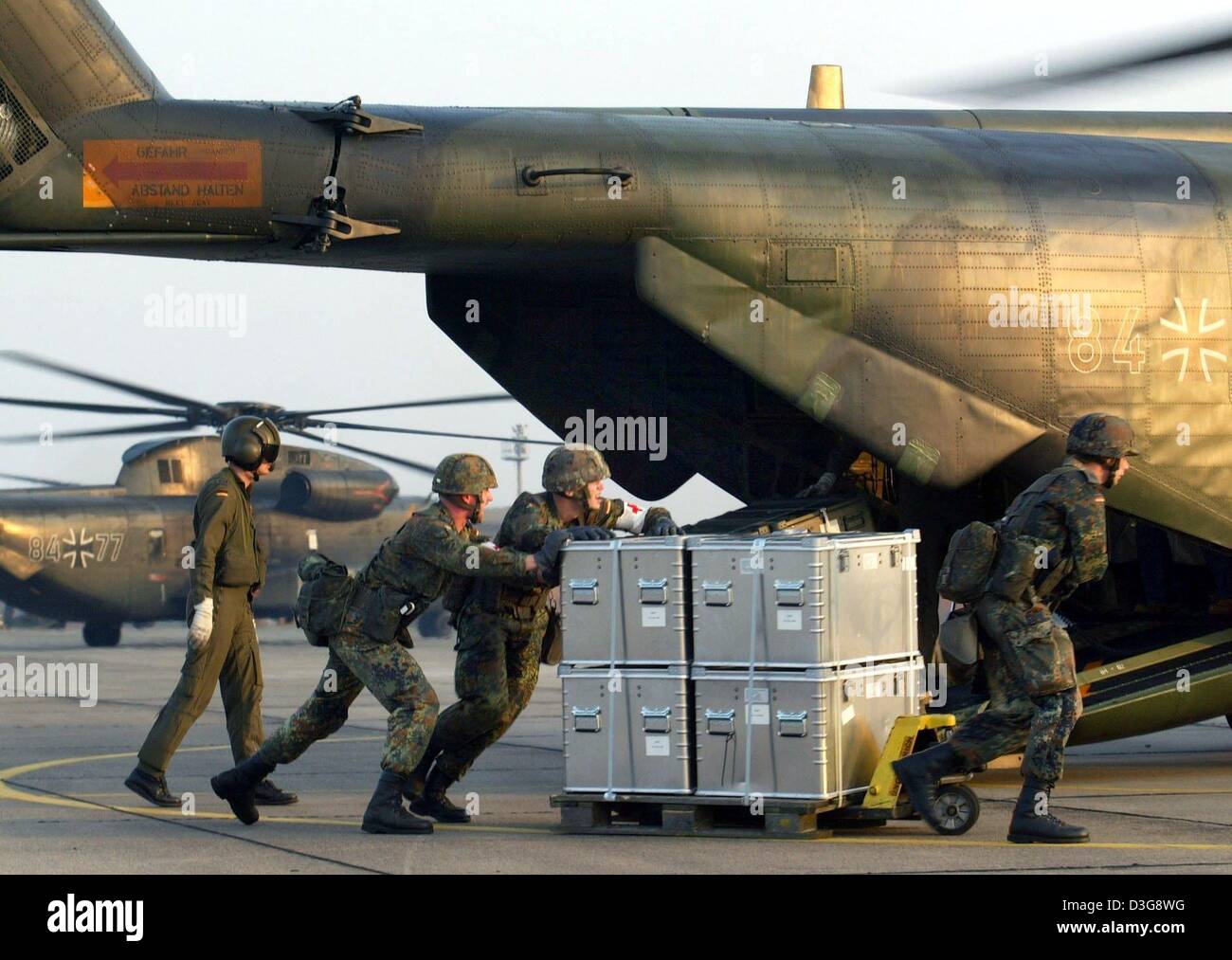 Bundeswehr missions abroad military hi-res stock photography and images ...