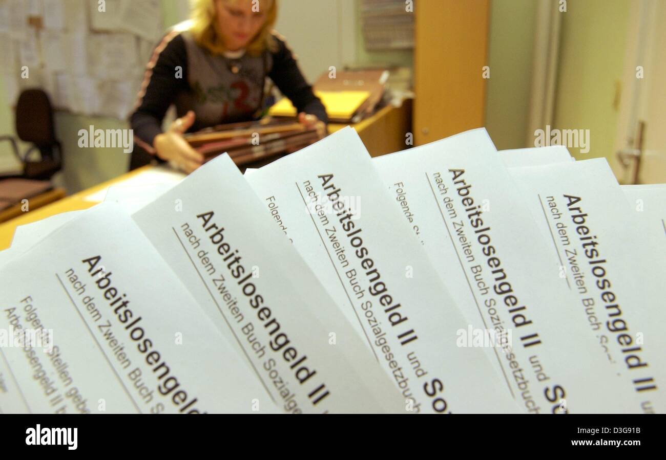 Arbeitslosengeld ii hi-res stock photography and images - Alamy