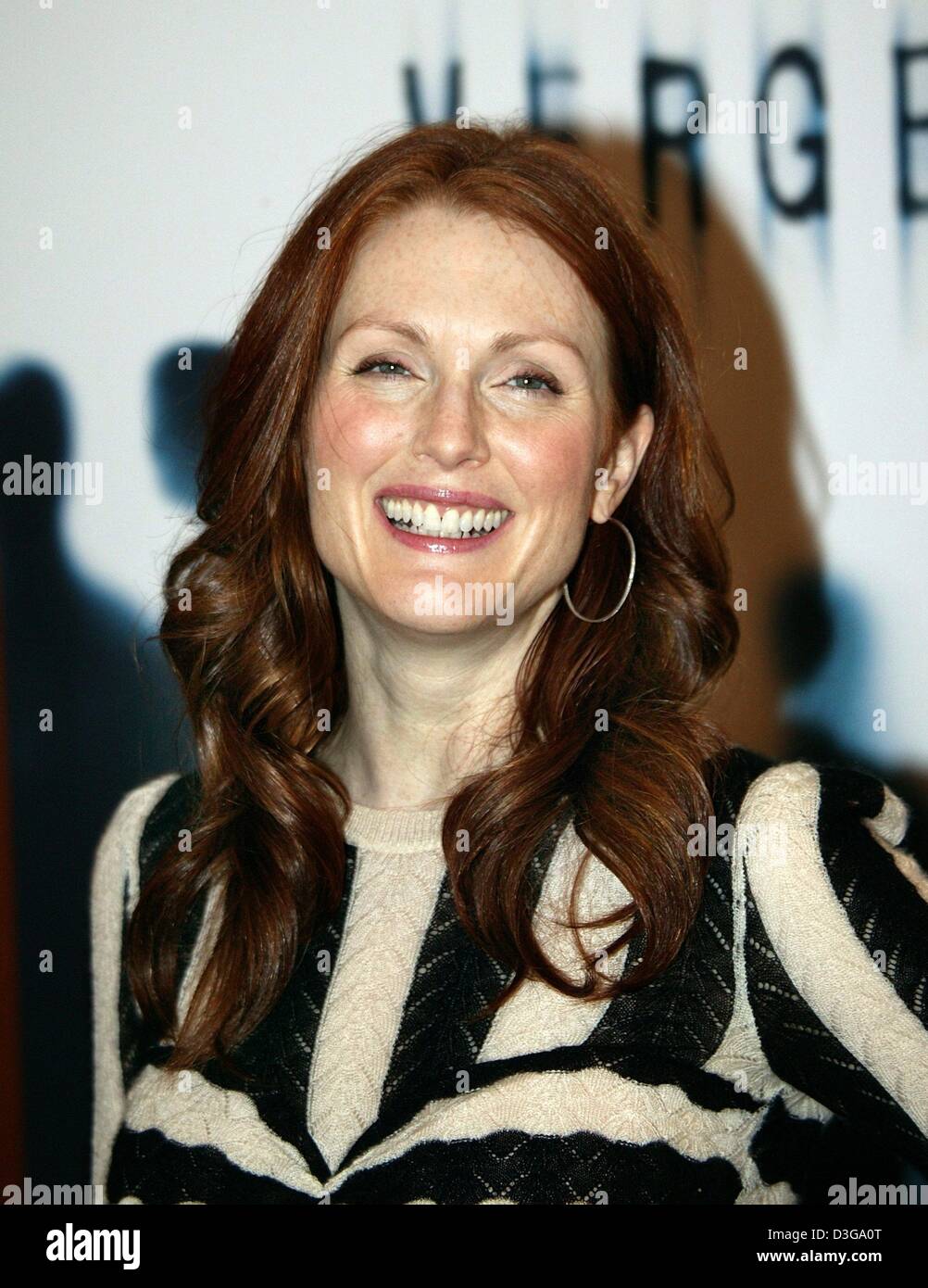 Julianne Moore Smile