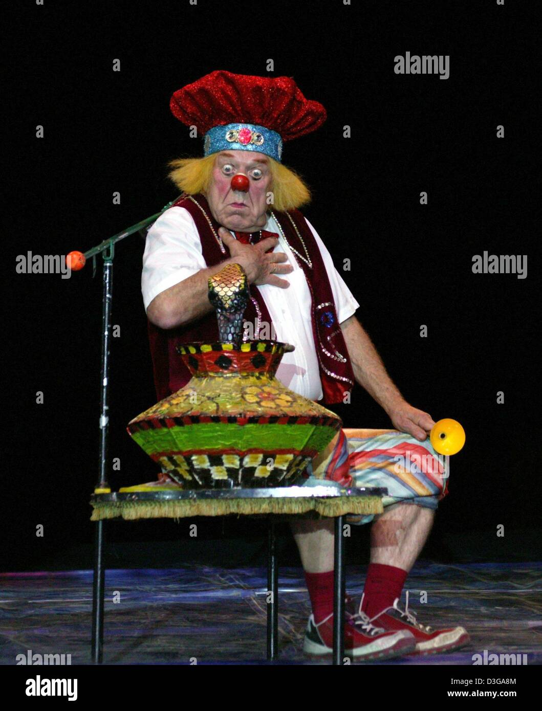 Russian Clown High Resolution Stock Photography and Images - Alamy