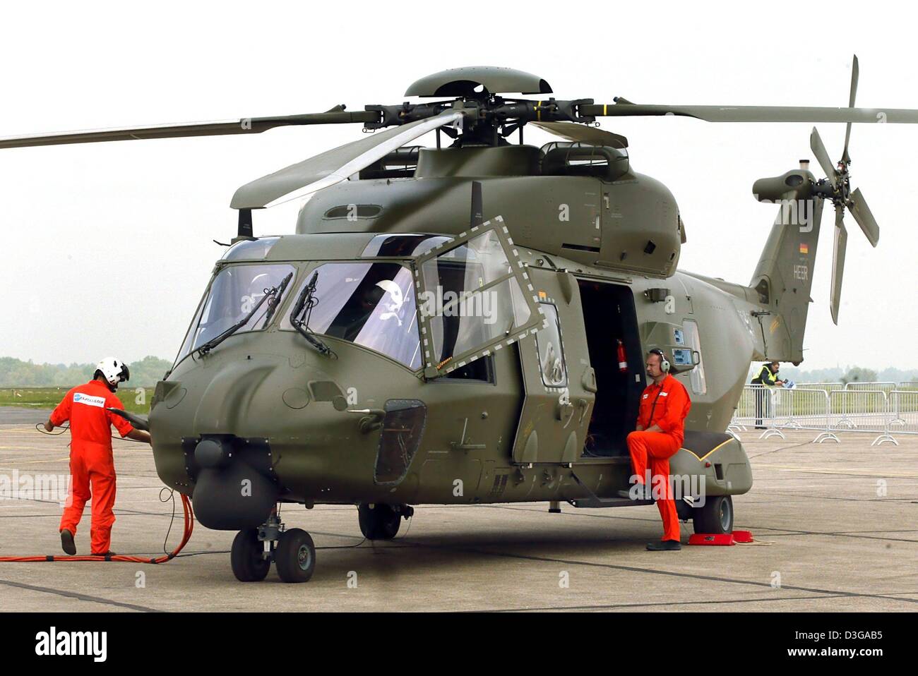 Turkish Aerospace's New Queen Revealed: T925 👸 - WAFF - World Armed ...