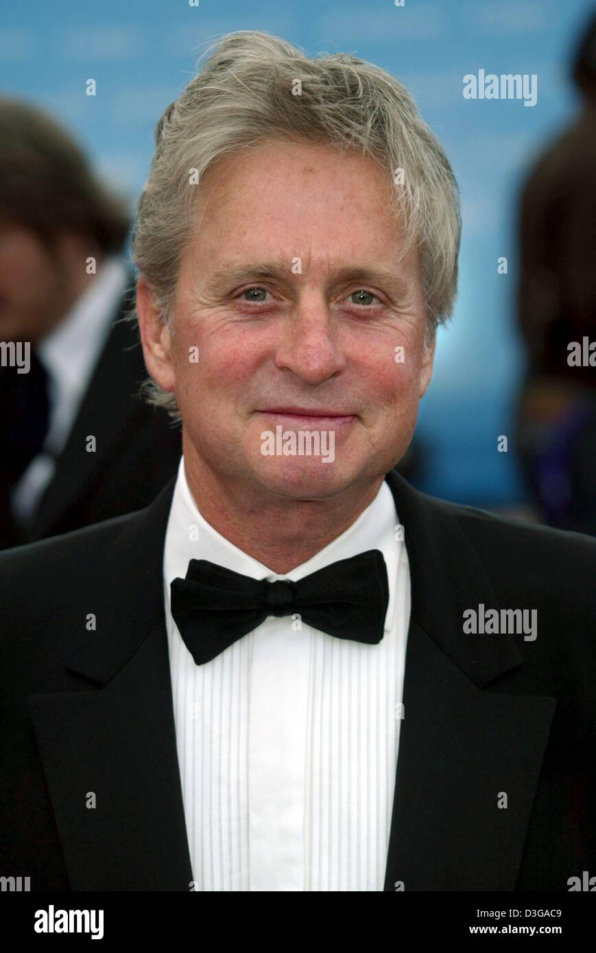 (dpa) - US actor Michael Douglas smiles on his arrival at the Laureus ...