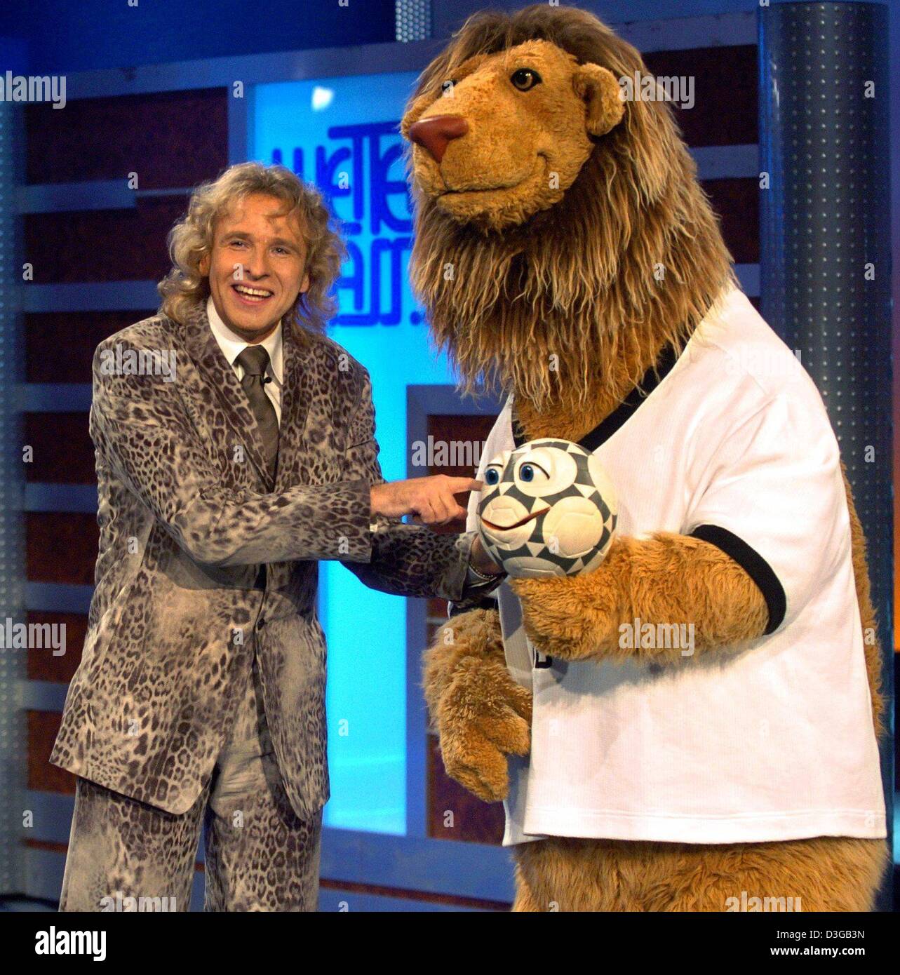 Host 2006 soccer world cup hi-res stock photography and images - Alamy