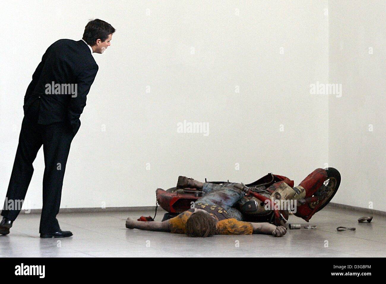 Motorcycle accident hi-res stock photography and images - Alamy