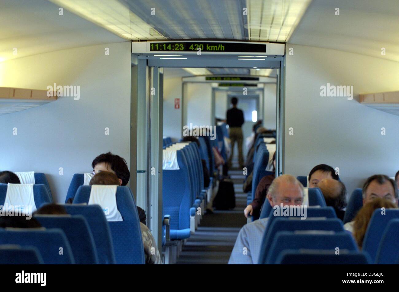 (dpa) - View of the inside of a Transrapid highspeed train in Shanghai ...