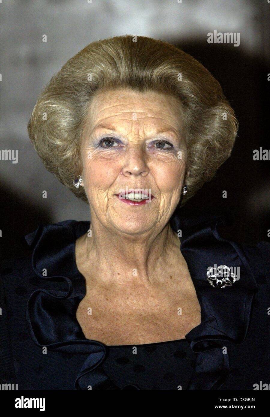 (dpa) - Queen Beatrix of the Netherlands smiles during the Erasmus ...