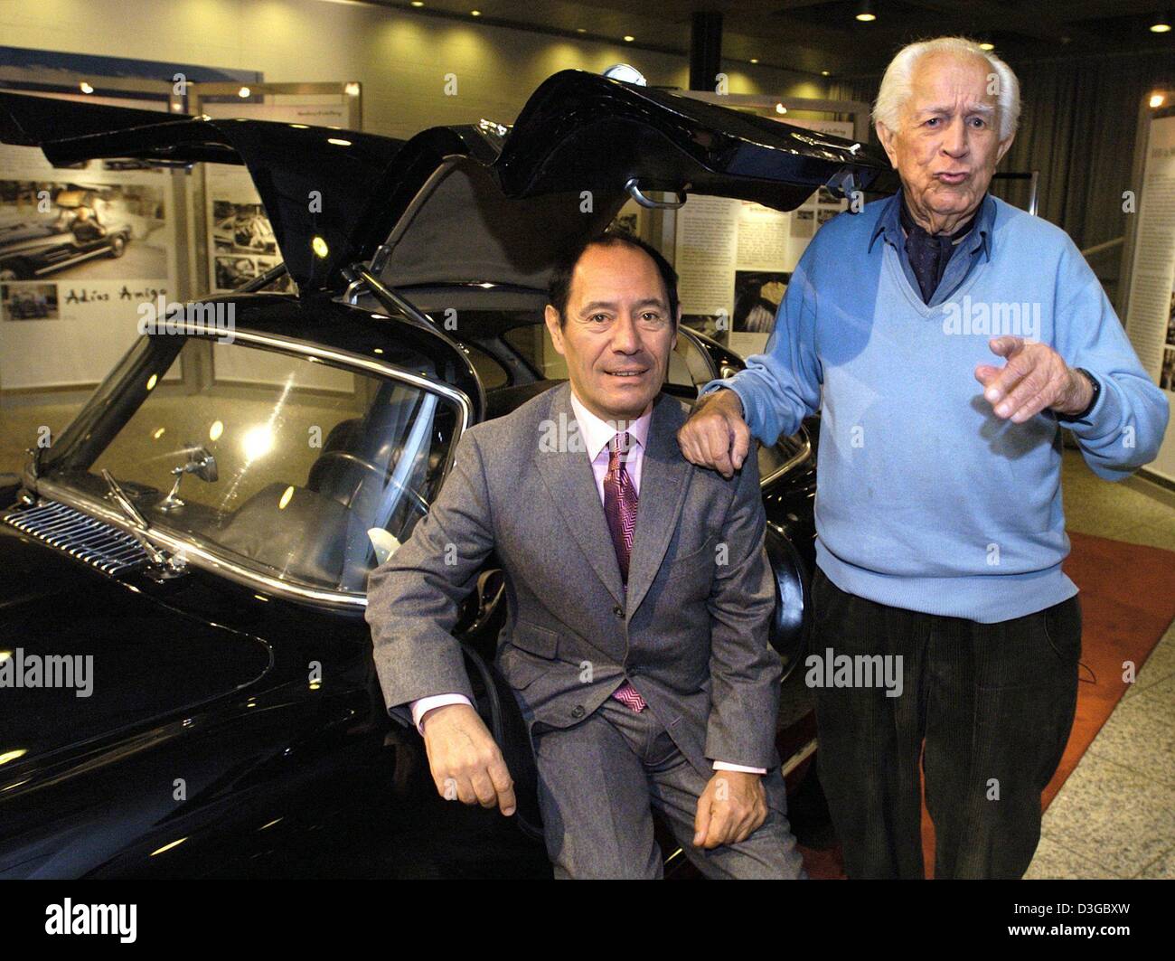 (dpa) - Claude Picasso (L), son of legendary painter Pablo Picasso, and ...