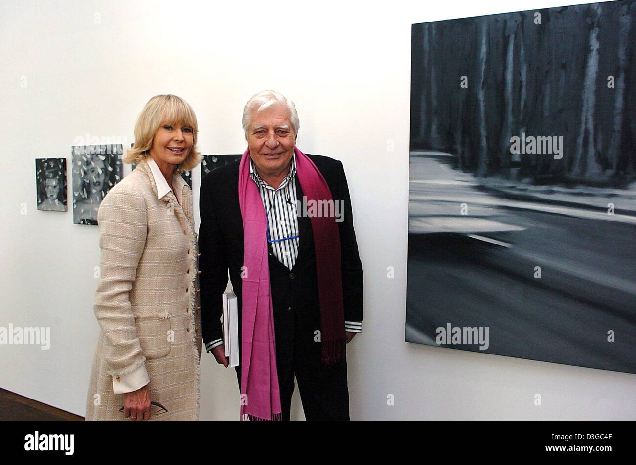 (dpa) - Gunter Sachs, Swiss photographer, arts collector and ex-husband ...