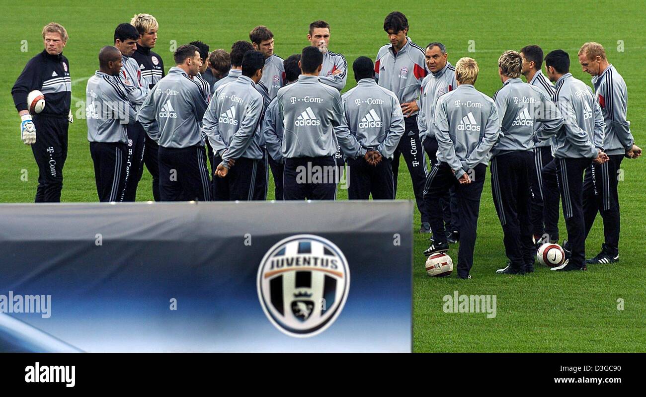 2004 uefa champions league final hi-res stock photography and images ...