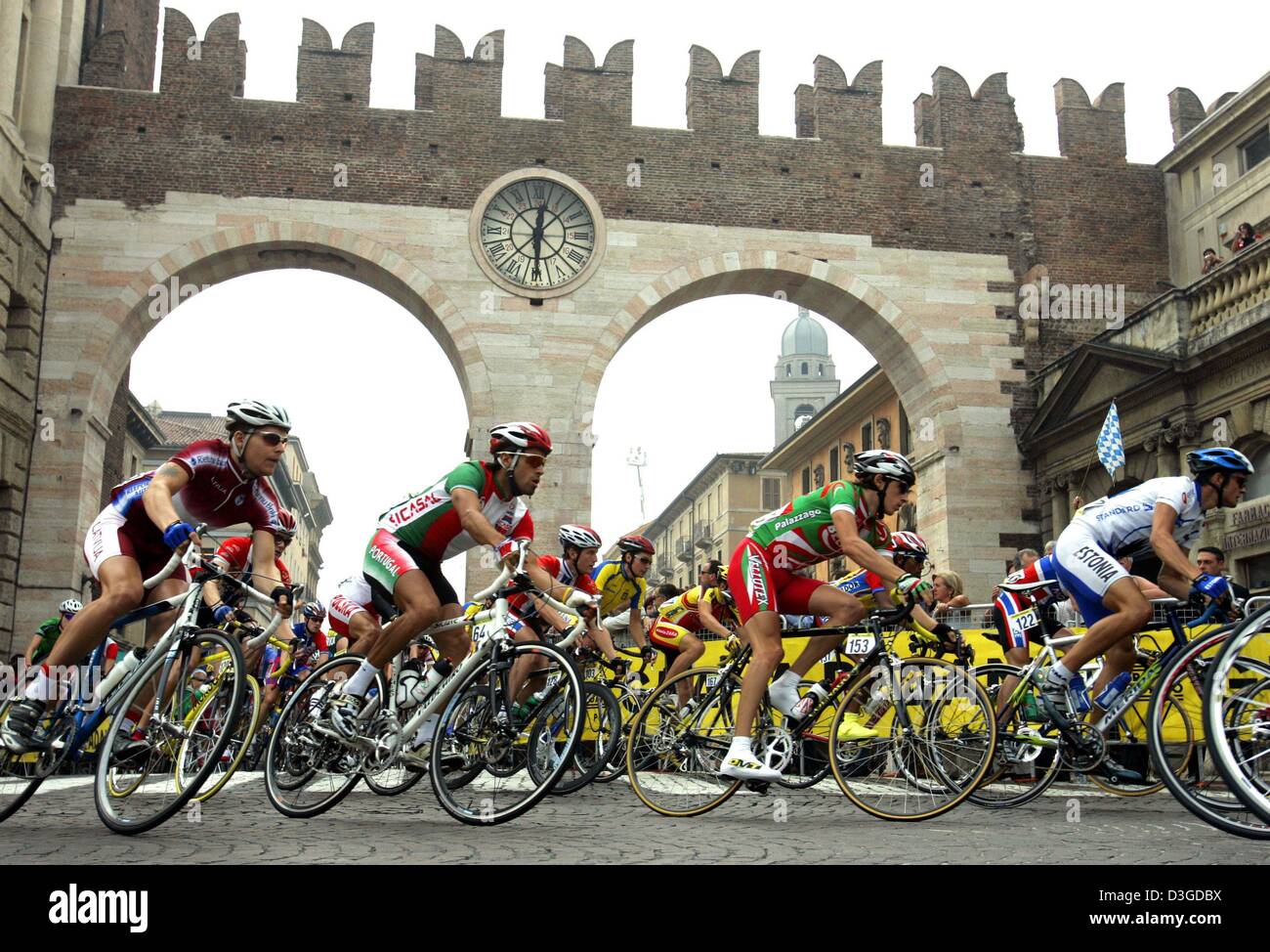 Historic road race in italy hi-res stock photography and images - Alamy