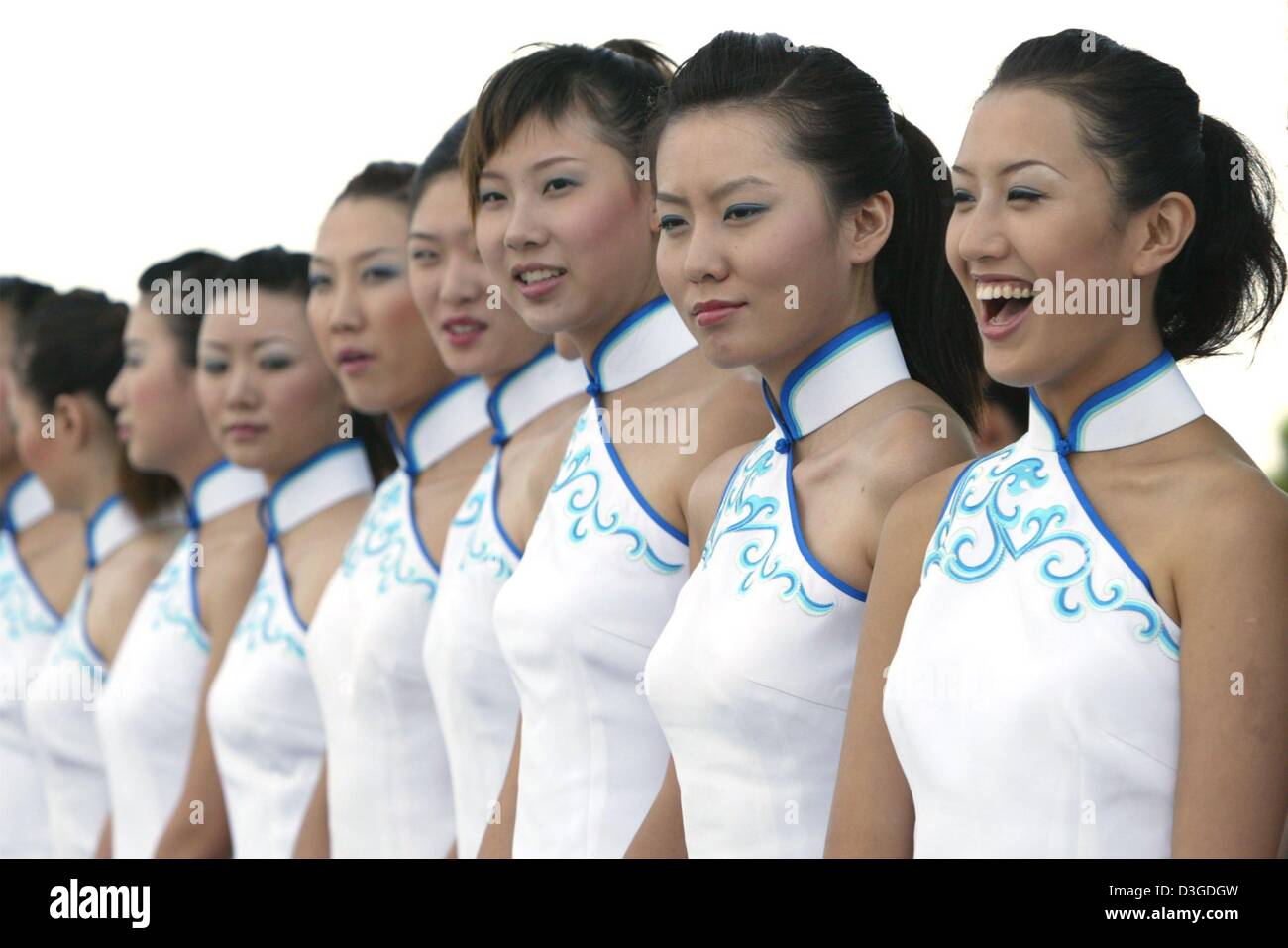 Chinese grid girls hi-res stock photography and images - Alamy