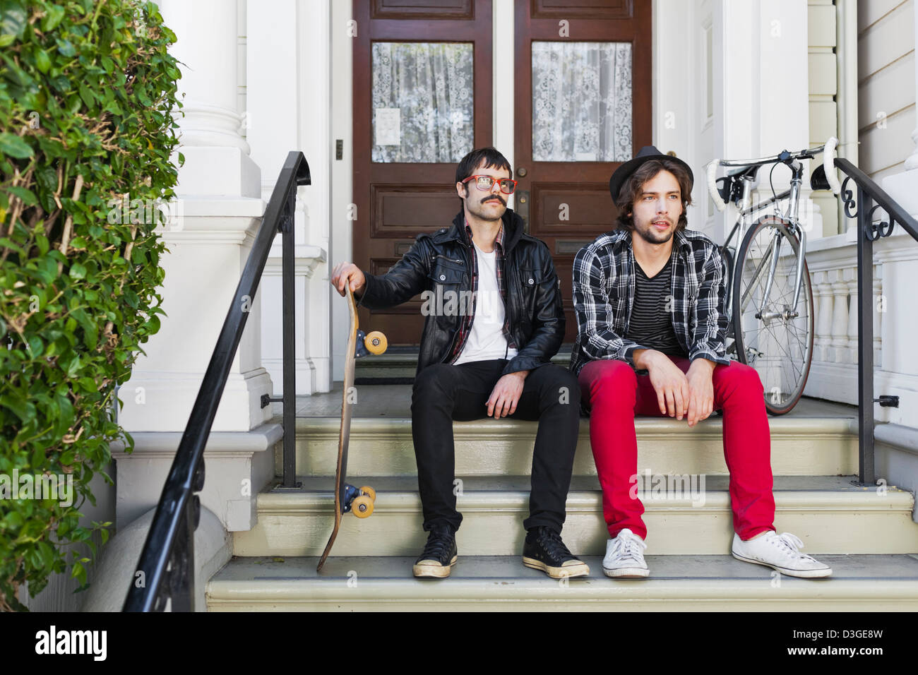 San francisco young people hanging out hi-res stock photography and ...