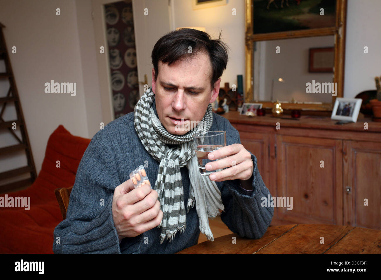 MAN TAKING MEDICATION Stock Photo - Alamy