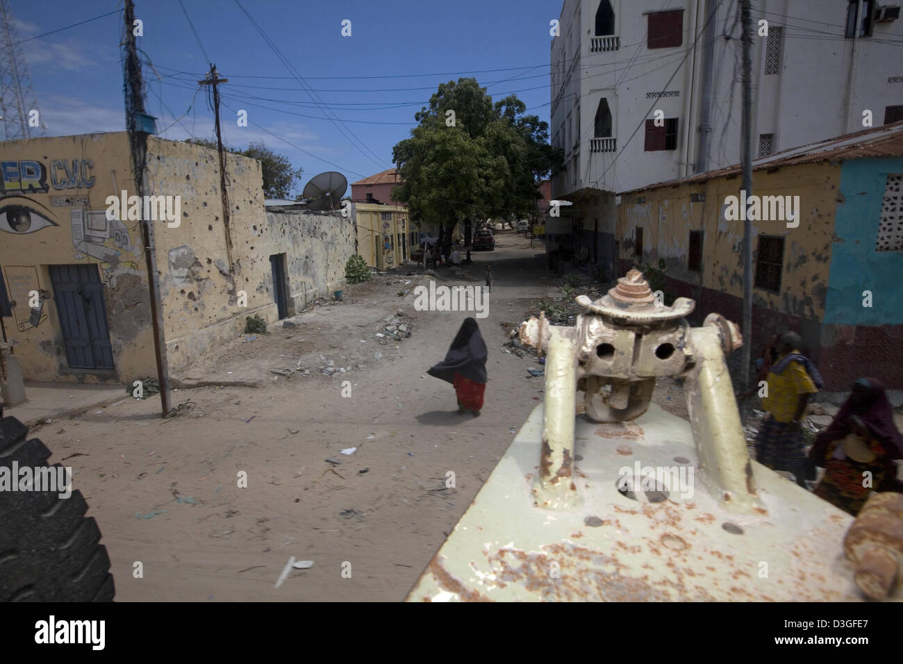 Street views of downtown Mogadishu, Somalia from an AMISOM Casper ...