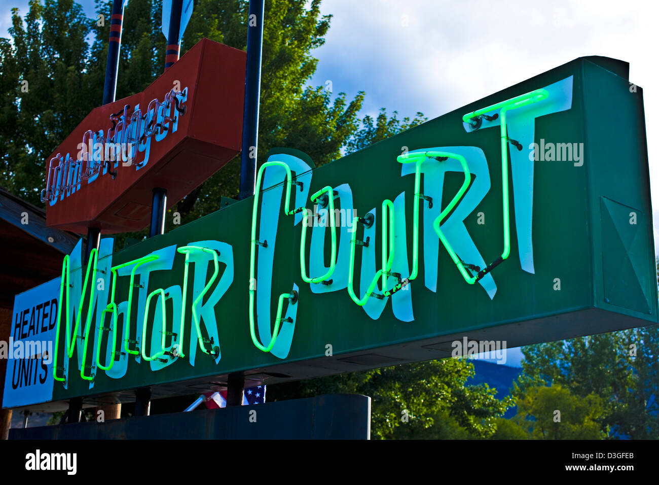 Motel signs hi-res stock photography and images - Alamy