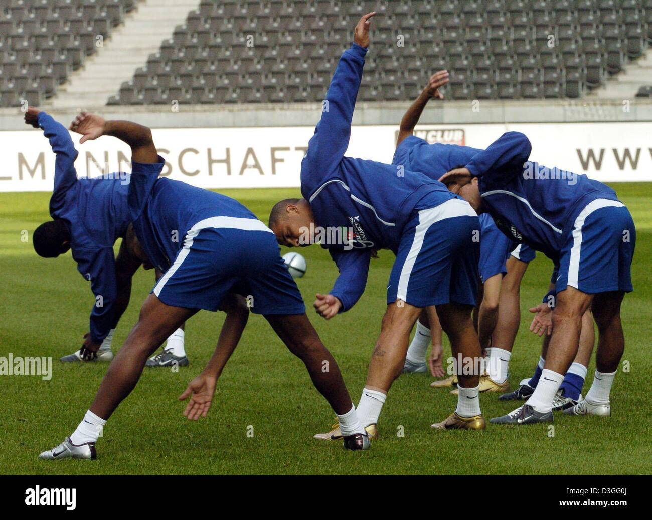 Brazil training 2004 hi-res stock photography and images - Alamy
