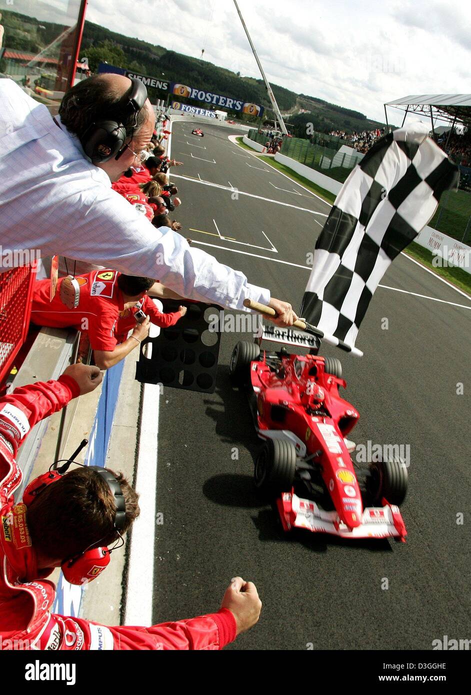 Sports spo motor racing formula one formula 1 gesture cap winner ...