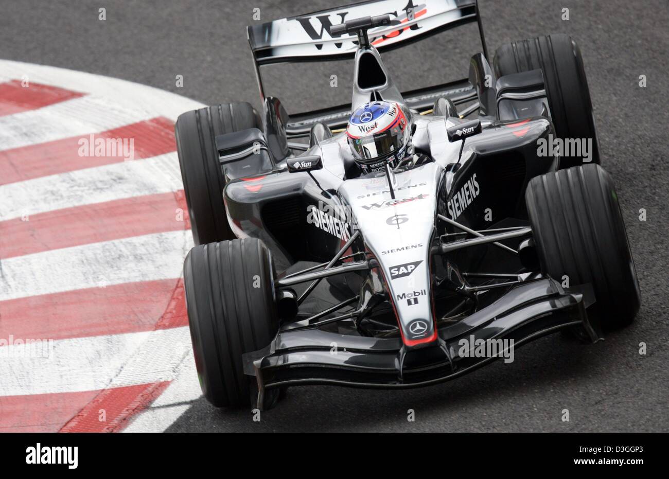 (dpa) - Finnish formula one pilot Kimi Raeikkoenen (McLaren Mercedes ...