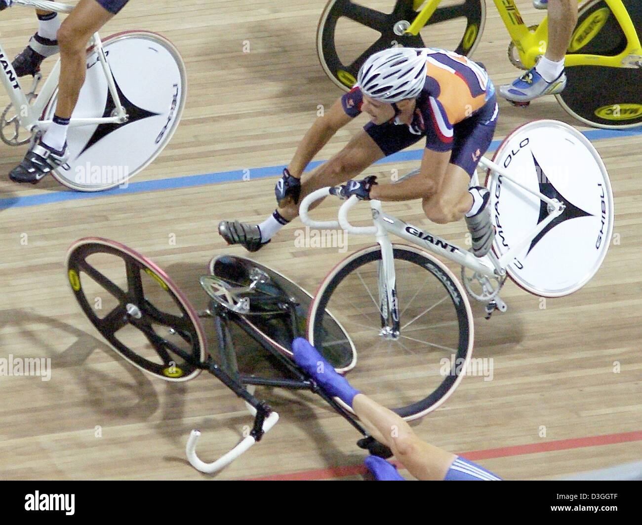 Robert hayles hi-res stock photography and images - Alamy