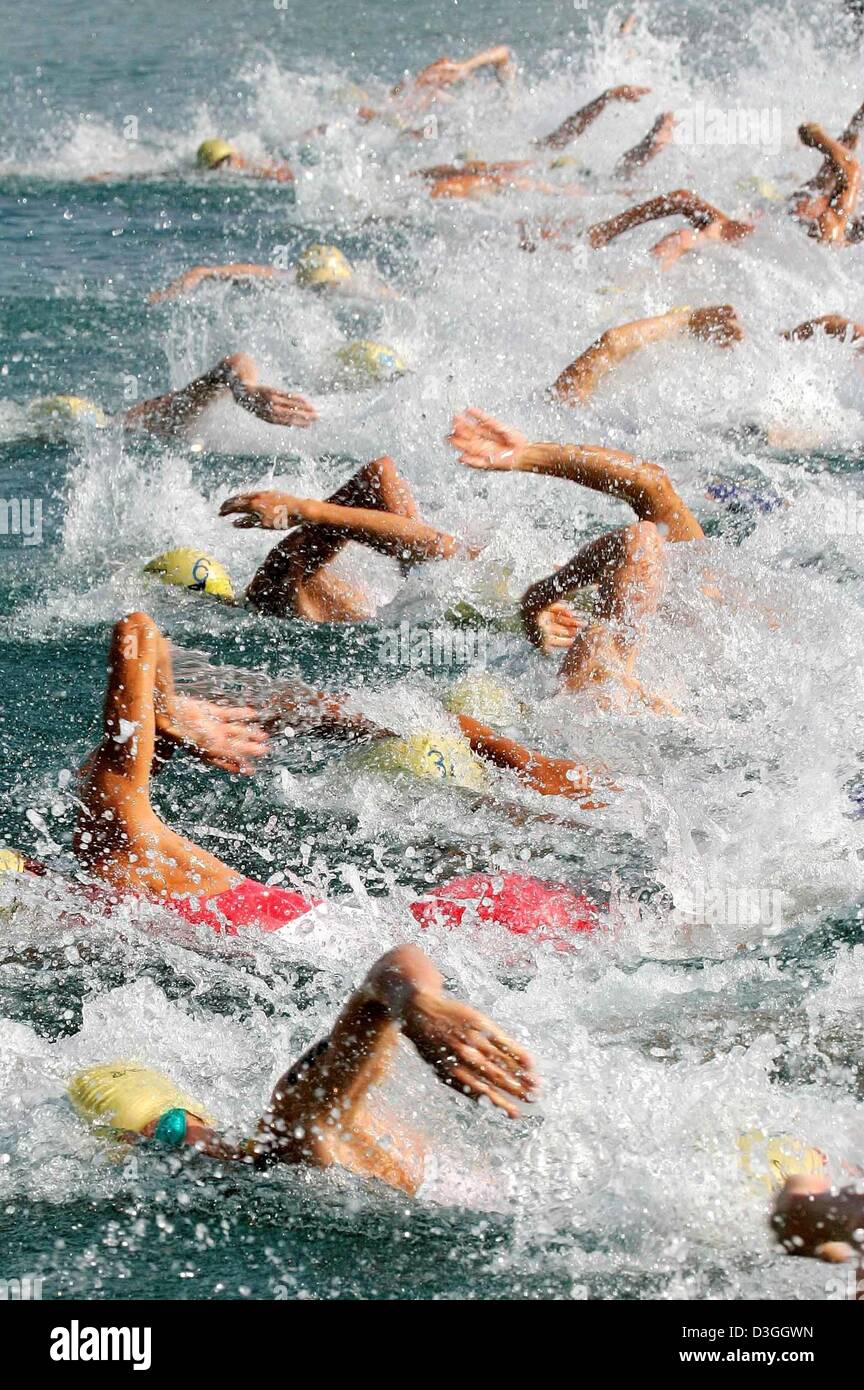 Triathlon athens olympic games 2004 mens triathlon swimming hi-res ...