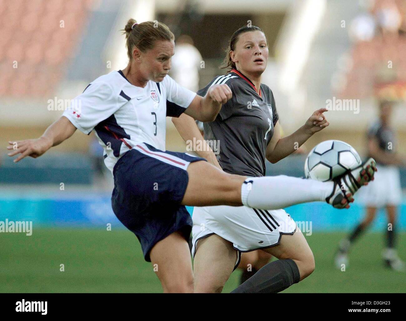 Semi final olympic soccer hi-res stock photography and images - Alamy