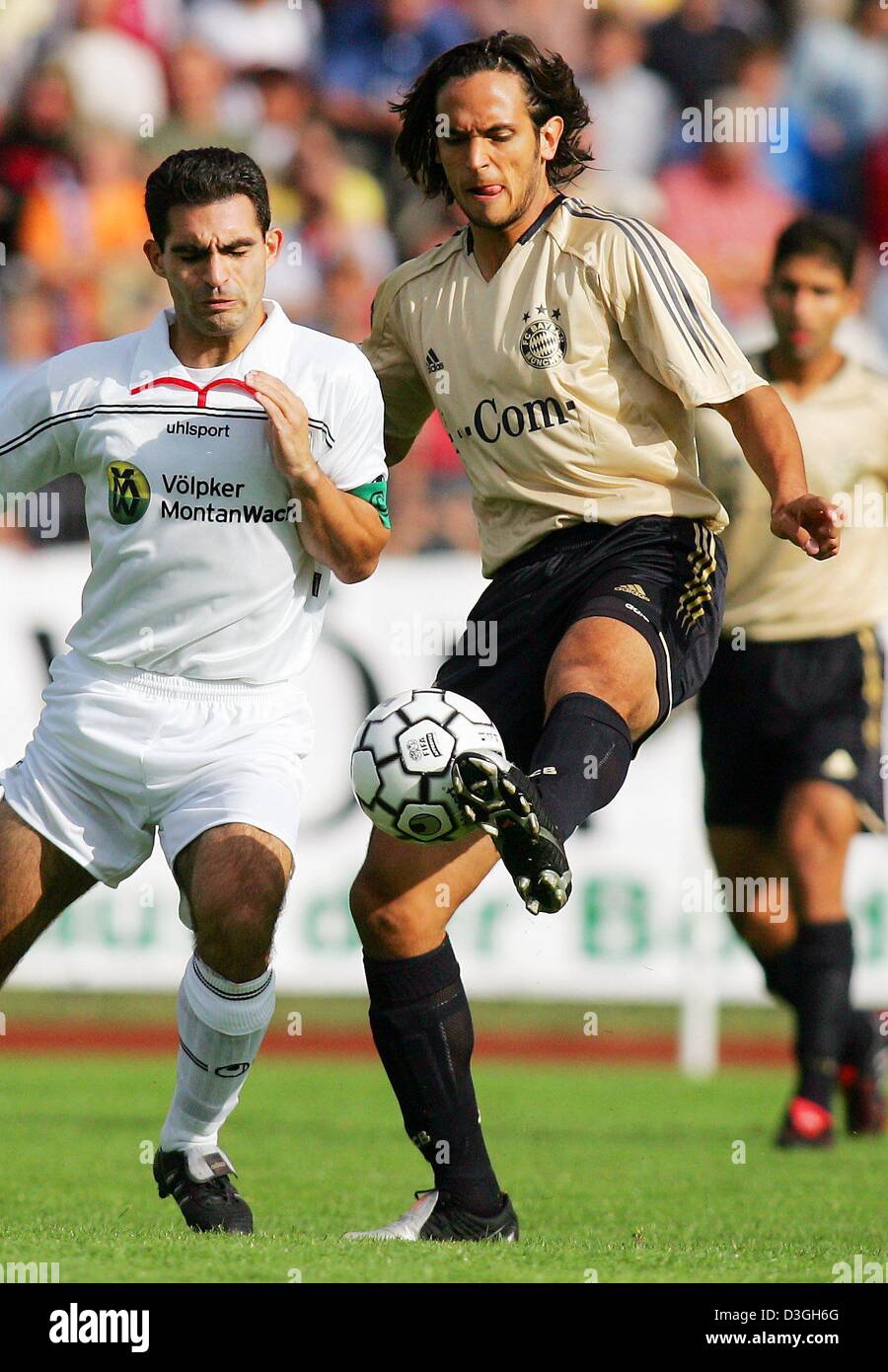 Roque santa cruz german soccer hi-res stock photography and images - Alamy