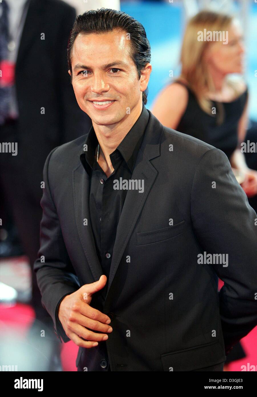 Human interest hum celebrities cinema smiling actor germany hi-res ...