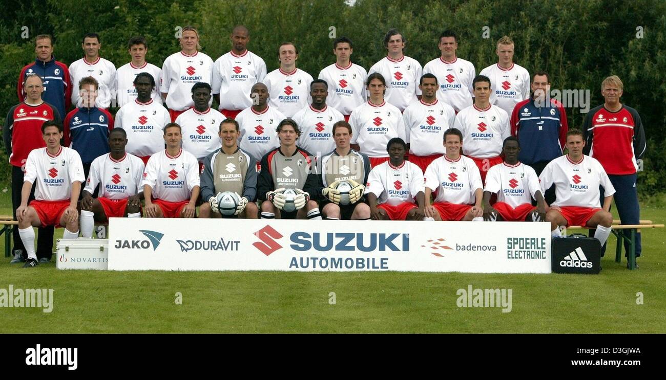 (dpa) - The full squad for the 2004/05 season of German Bundesliga side ...