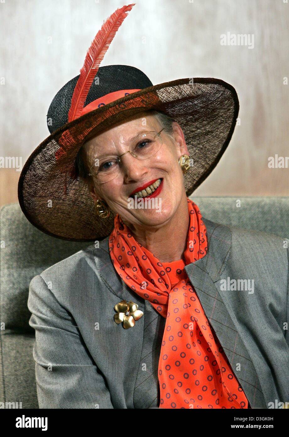 (dpa) - The Queen of Denmark, Margrethe II, pictured in Schleswig ...
