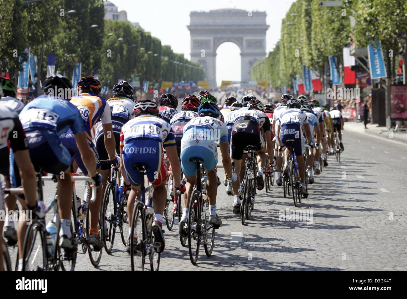Famous cycling rides hi-res stock photography and images - Alamy
