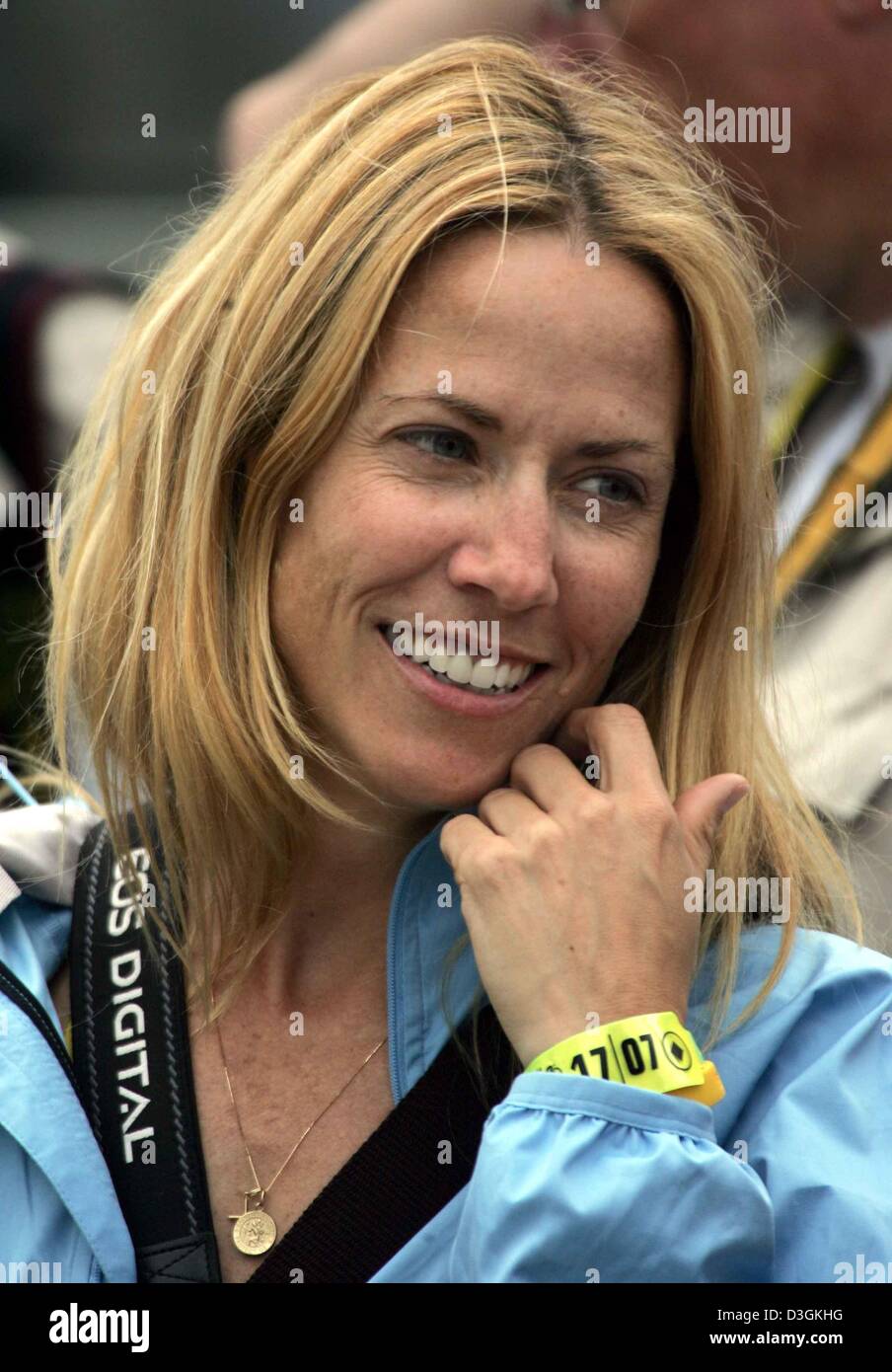 Sheryl crow singer hi-res stock photography and images - Alamy