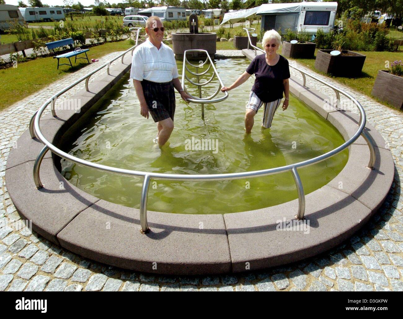 Kneipp basin hi-res stock photography and images - Alamy
