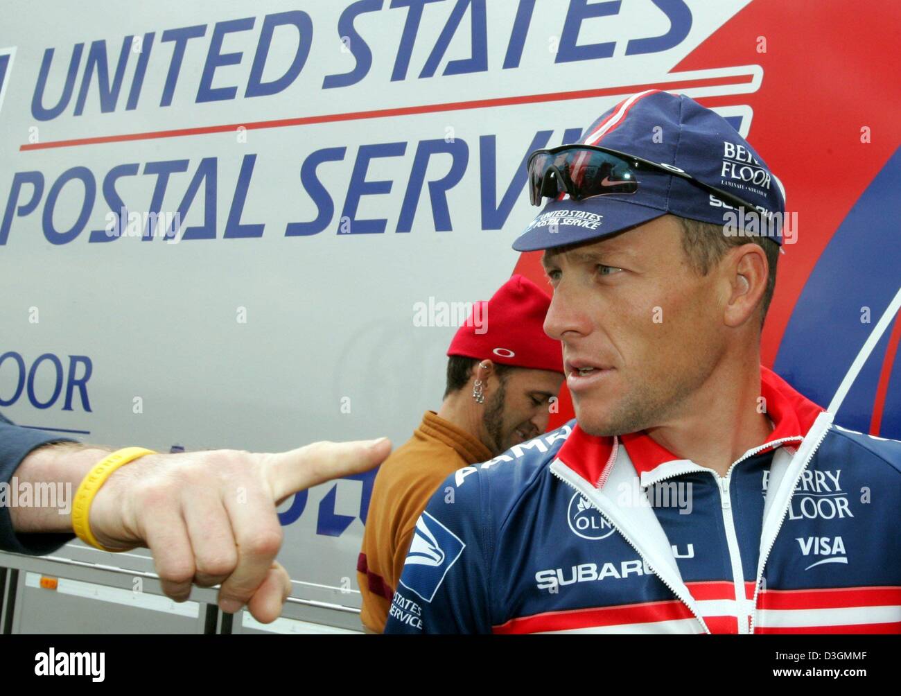 (dpa) - US team US Postal cyclist and five time Tour de France winner ...
