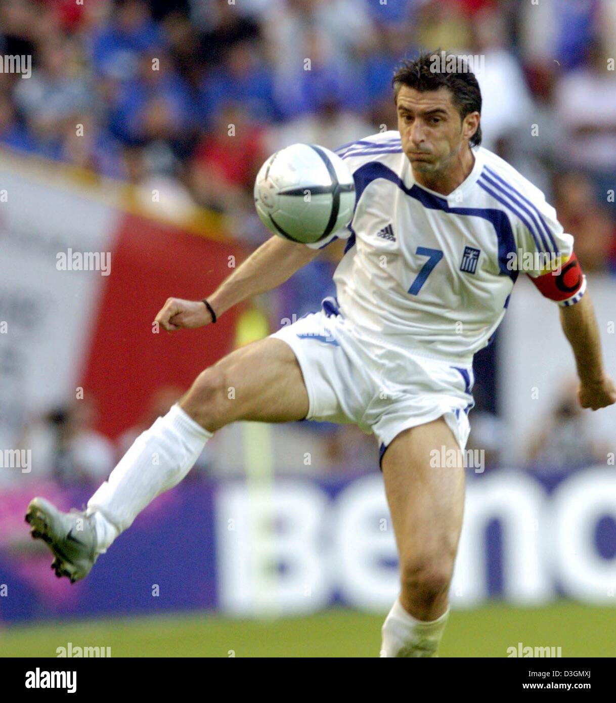 (dpa) - Greek midfielder and team captain Theodoros Zagorakis in action during the Soccer Euro ...