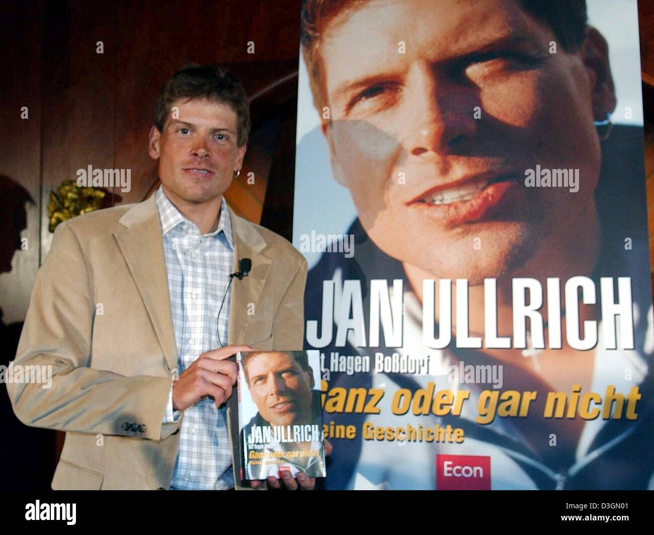 Geschichte oder geschichte hi-res stock photography and images - Alamy